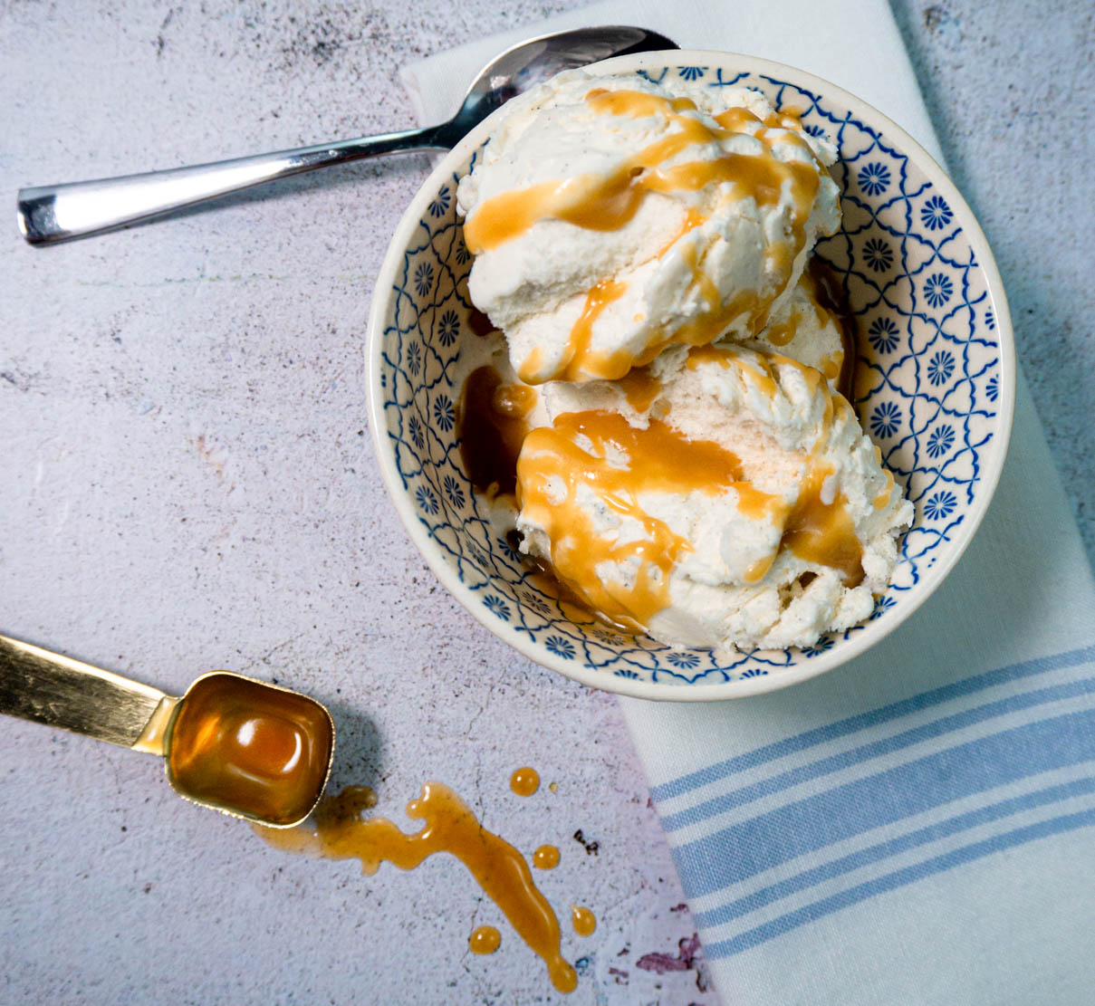 How to Make Homemade Butterscotch Sauce