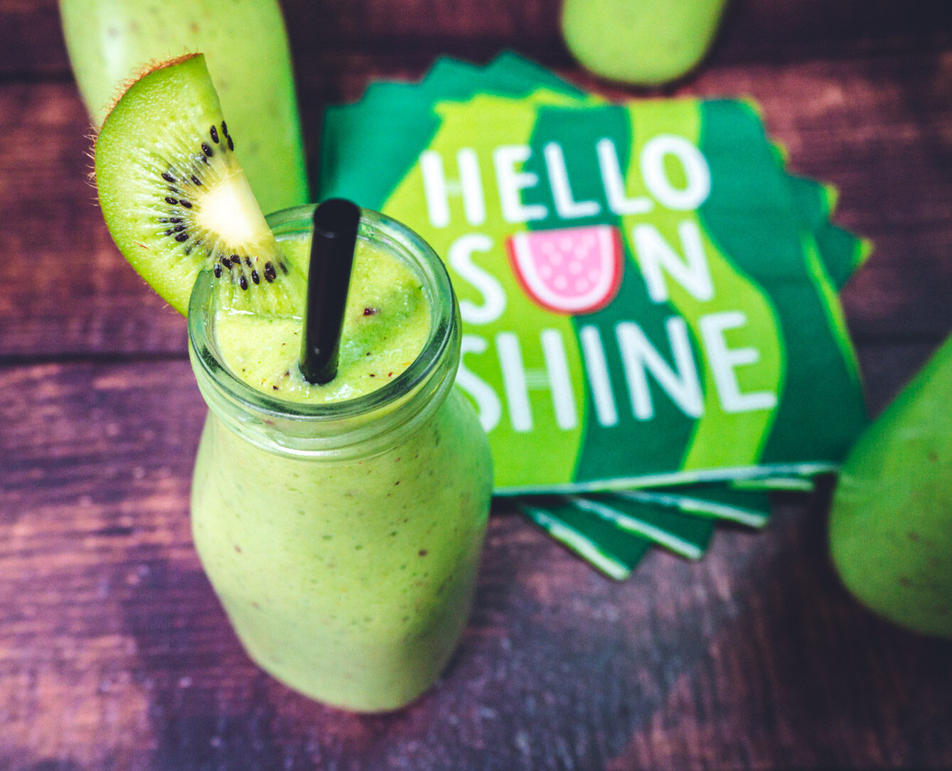 Quick and Easy Green Kiwi Mango Smoothie Recipe